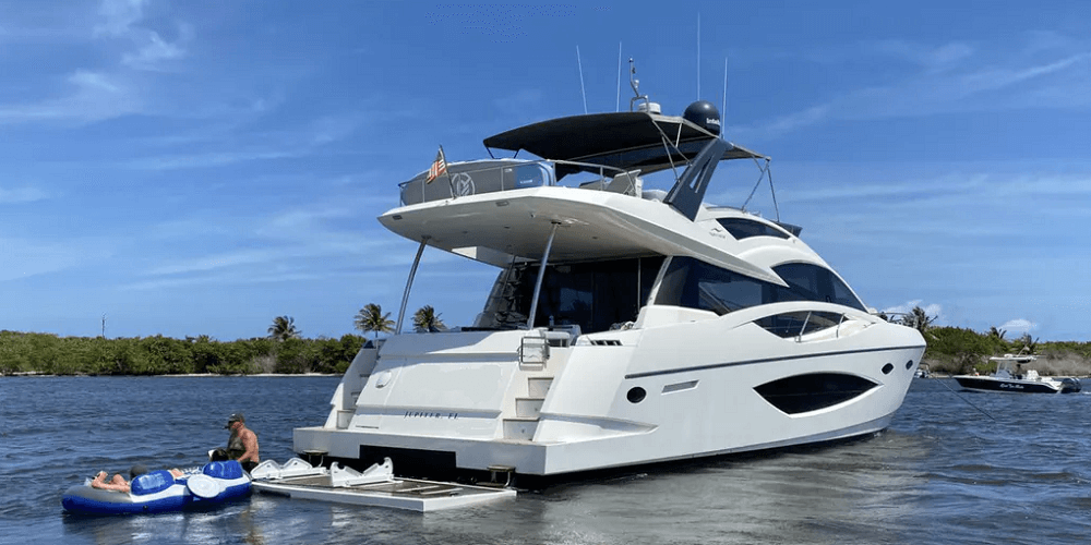 75' Flybridge | Yacht Rental in Jupiter, Palm Beach | South Florida